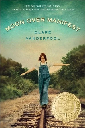 Summary of 'Moon Over Manifest' by Clare Vanderpool: A Detailed Synopsis