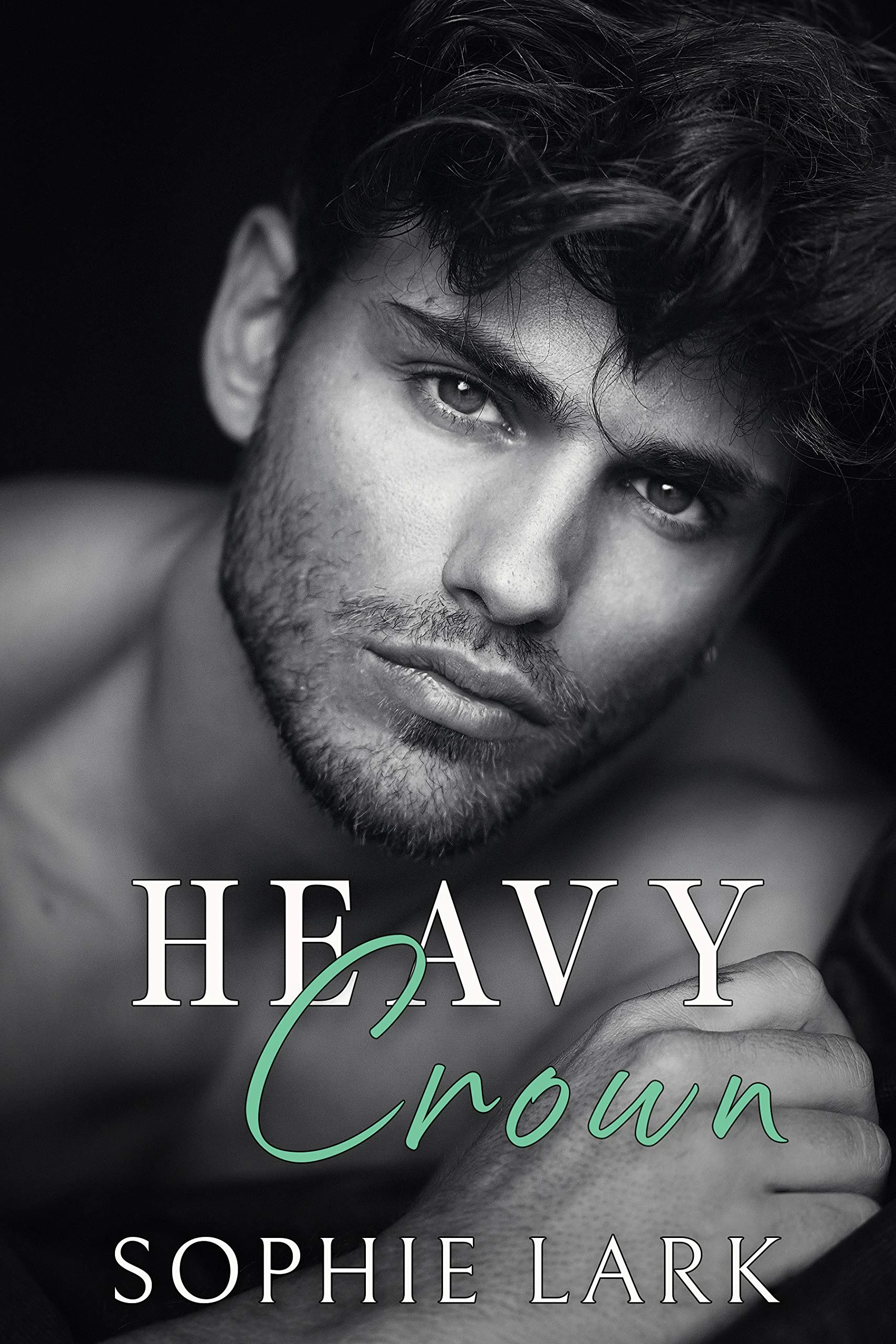 Summary of 'Heavy Crown' by Sophie Lark: A Detailed Synopsis