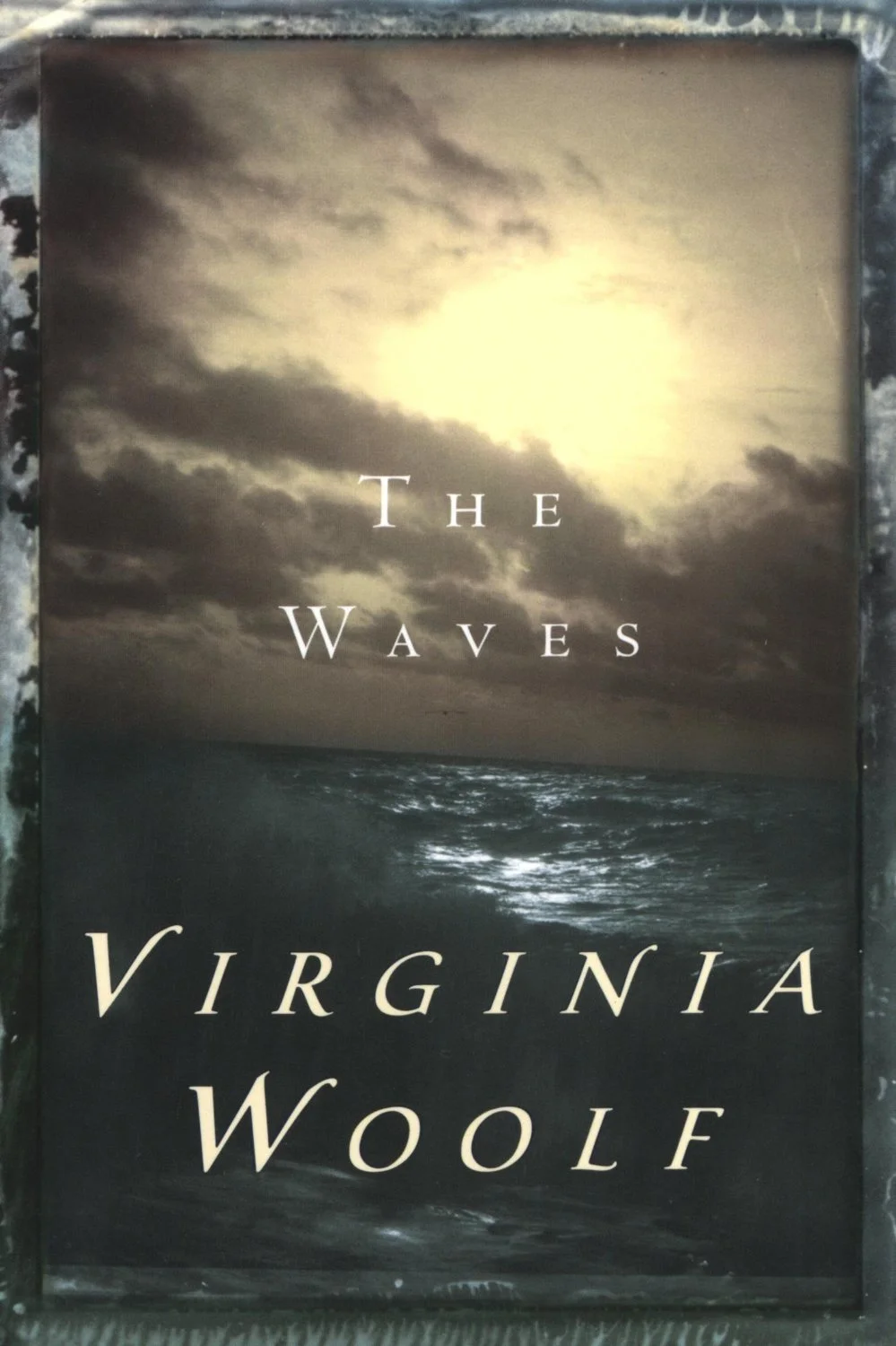 Summary of 'The Waves' by Virginia Woolf: A Detailed Synopsis